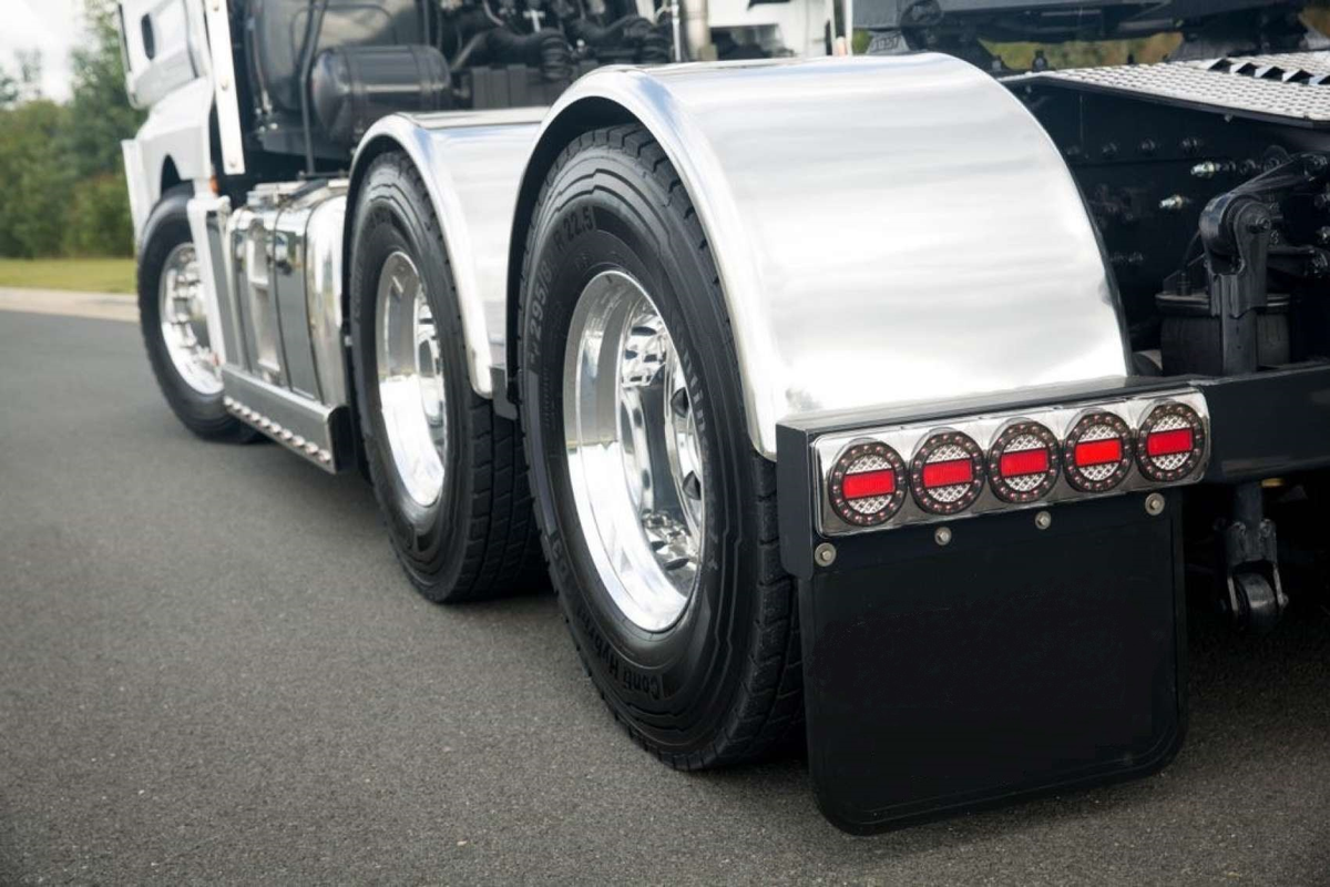 Fender Kits, Steer Flares & Bug Deflectors – Ultimax Industries